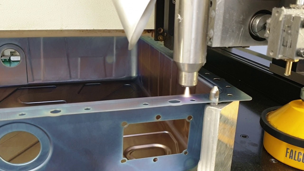 Dostech GmbH. Partielle Plasmaaktivierung der Bauteiloberfläche direkt ...