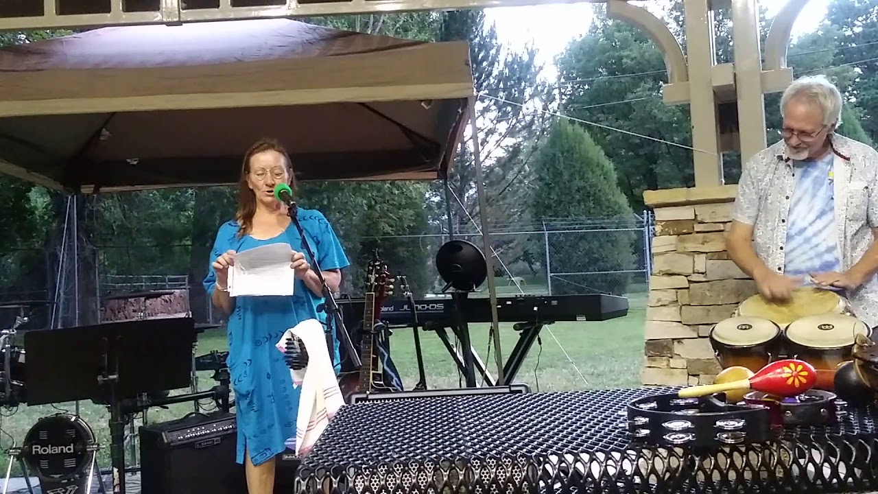 Tami McDowell sharing her song "Old Crow" on the open mic in Pueblo ...