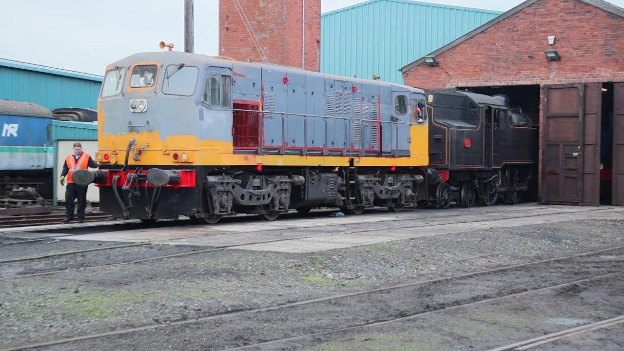 Ex CIE 141 class loco 142 shunting at Whitehead RPSI base 05/01/2019 ...