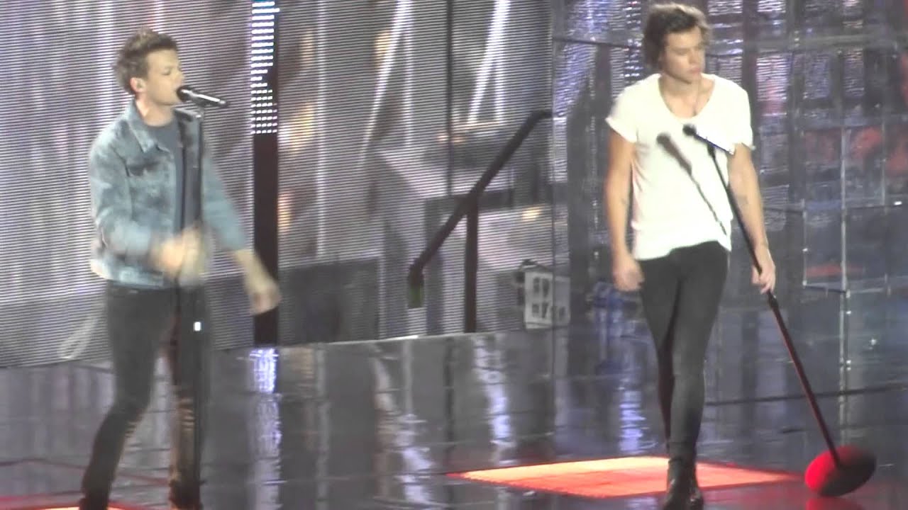 Rock Me - One Direction April 1st Live, O2 Arena, London - YouTube