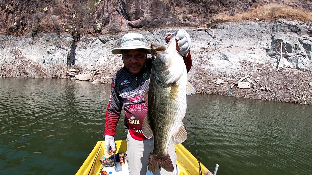 Lobinon de 6.8,pesca en la J, Michoacán. Dedicado para mi hijo ...