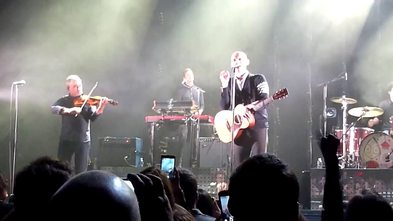 LOUISE ATTAQUE 2016 1er Concert - J't'emmène au vent - La sirène, La ...