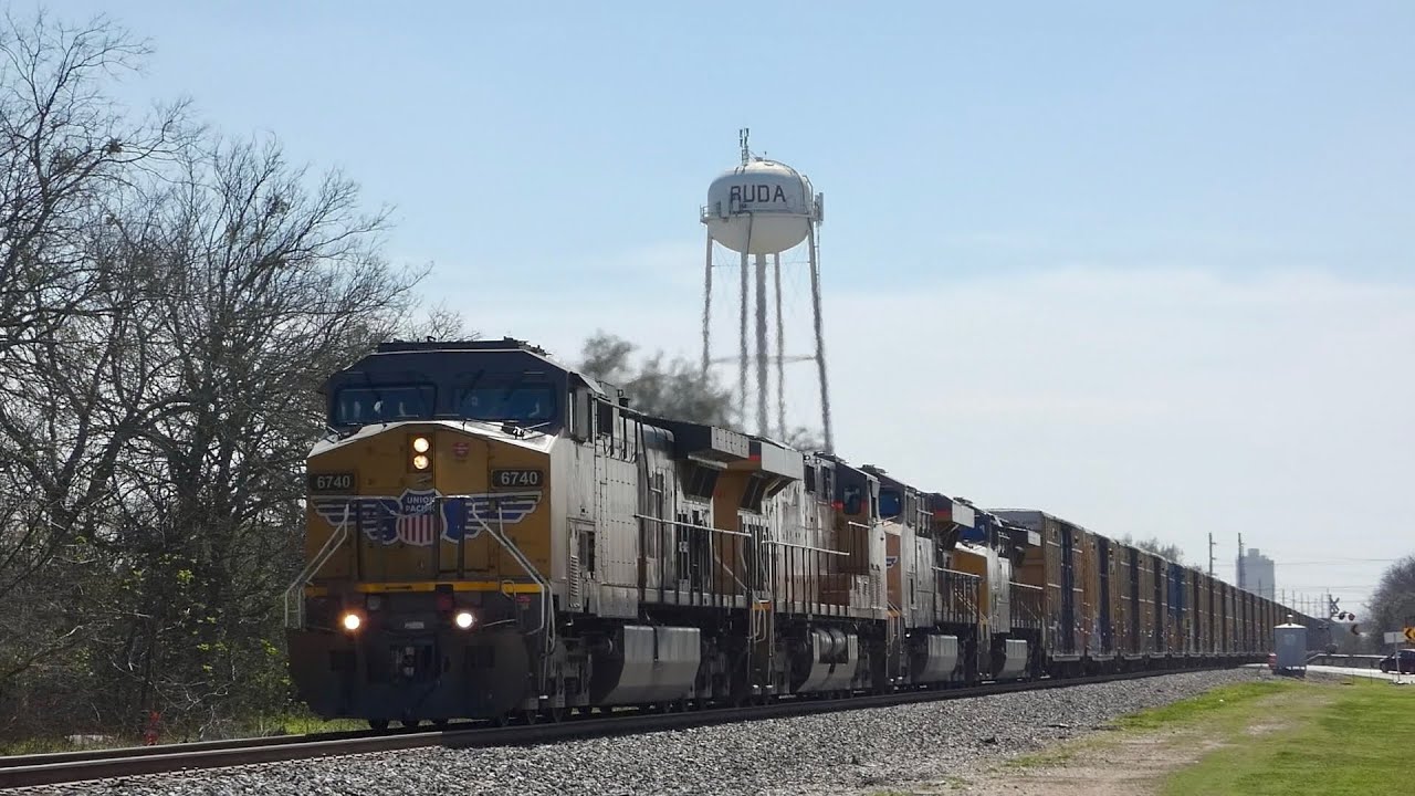 UP 6740 Leads Northbound Mixed Freight Train In Buda, TX on 3/2/24 - YouTube