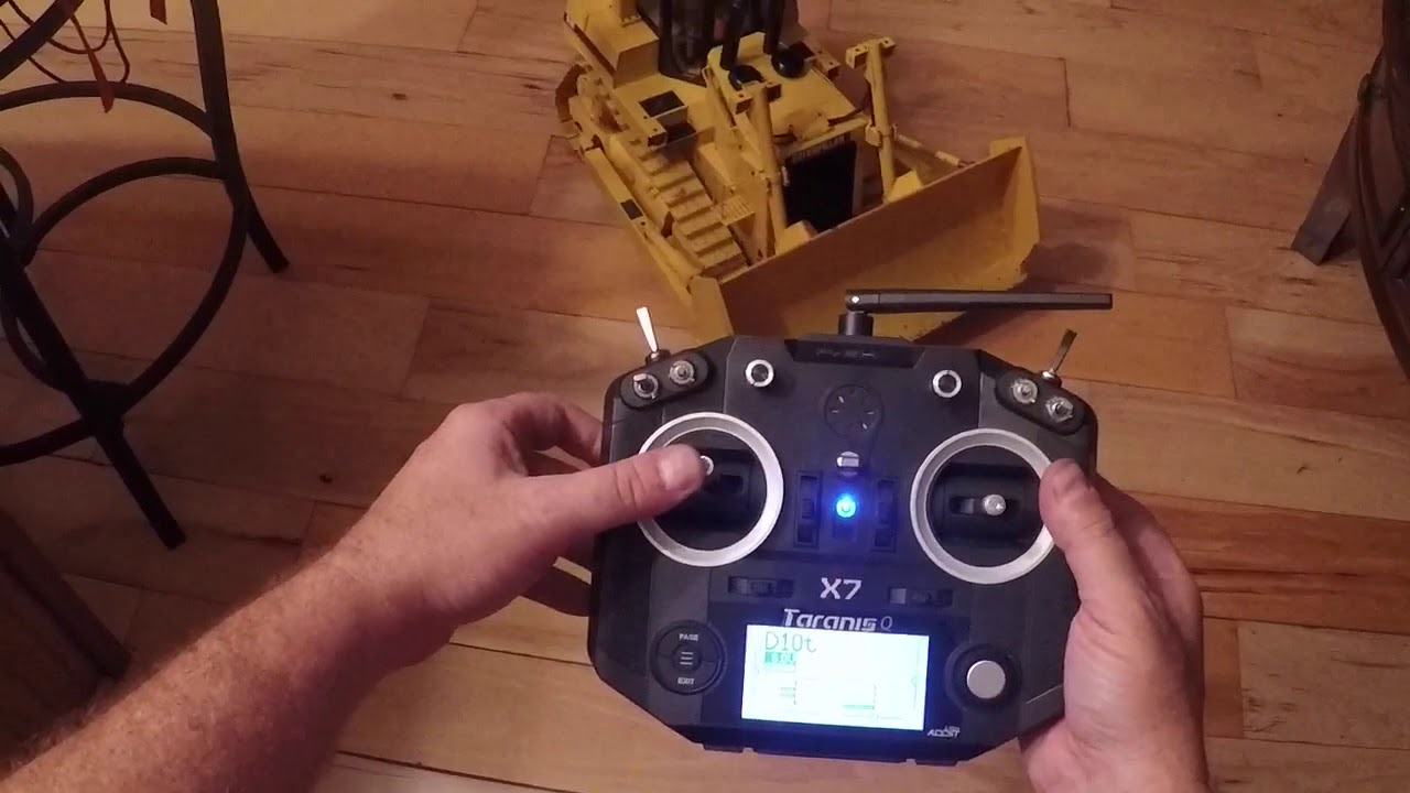RC CAT D10T dozer controls - YouTube