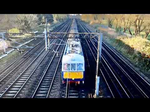 Class 86259 Les Ross on a railtour - YouTube