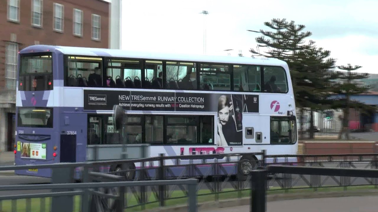LEEDS YORKSHIRE BUSES FEB 2015 - YouTube
