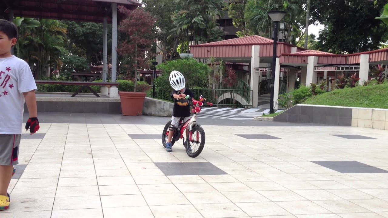 Kay & Bicycle Part 7 - YouTube