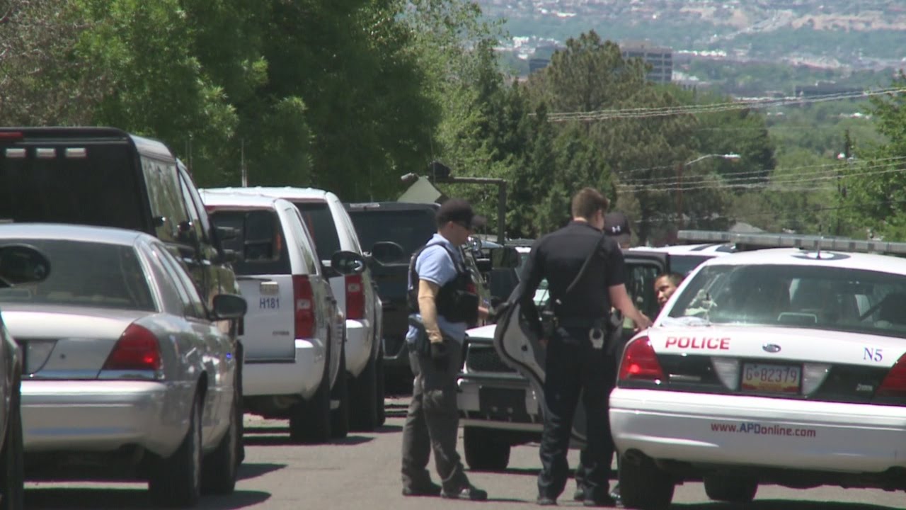 APD: SWAT responding to barricaded subject in Northeast Albuquerque ...