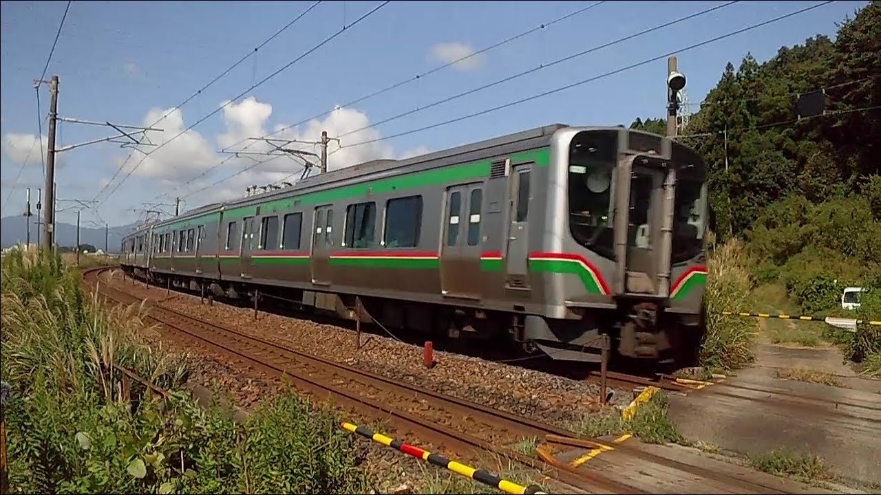 E721系＋701系 普通電車 2131M - YouTube