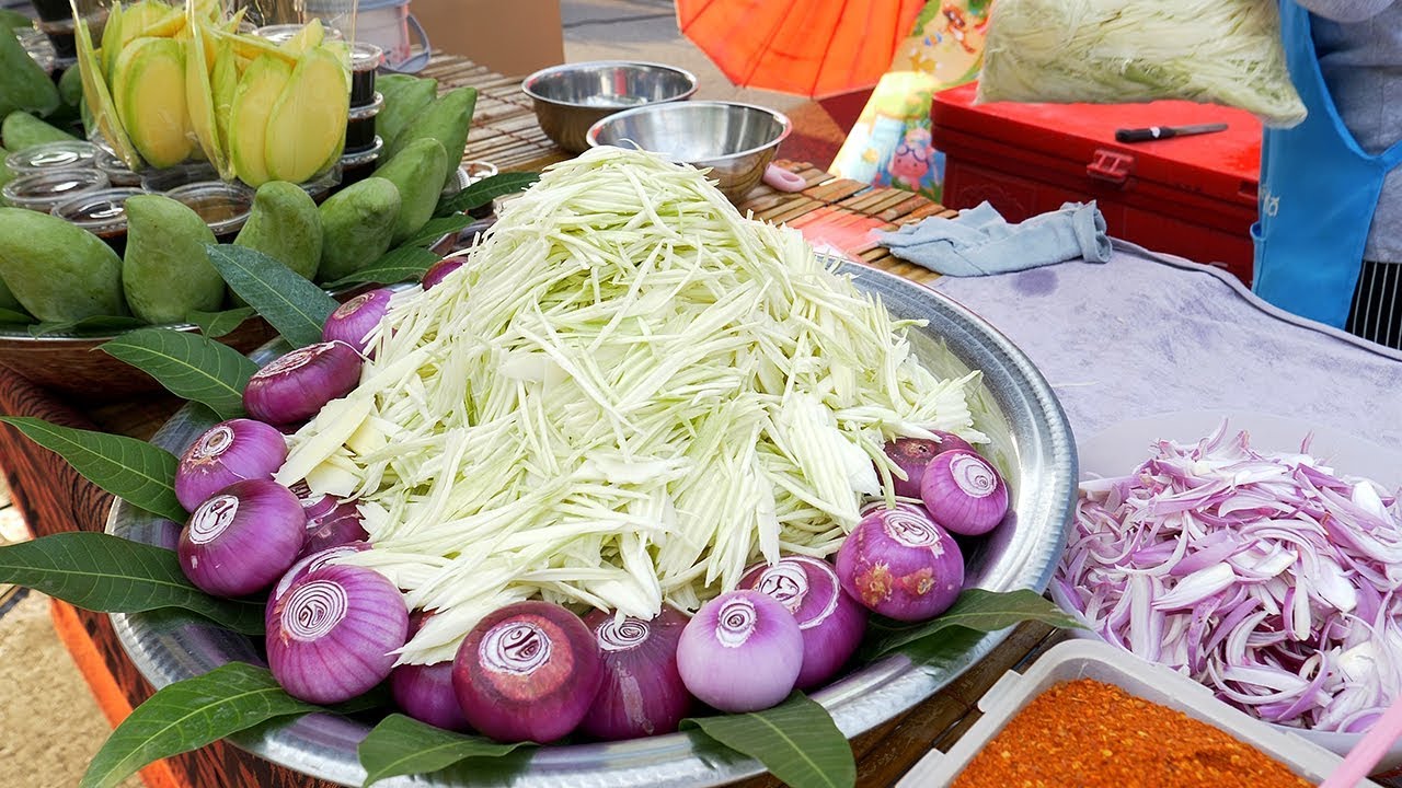 Mango Salad | Thai Street Food - YouTube
