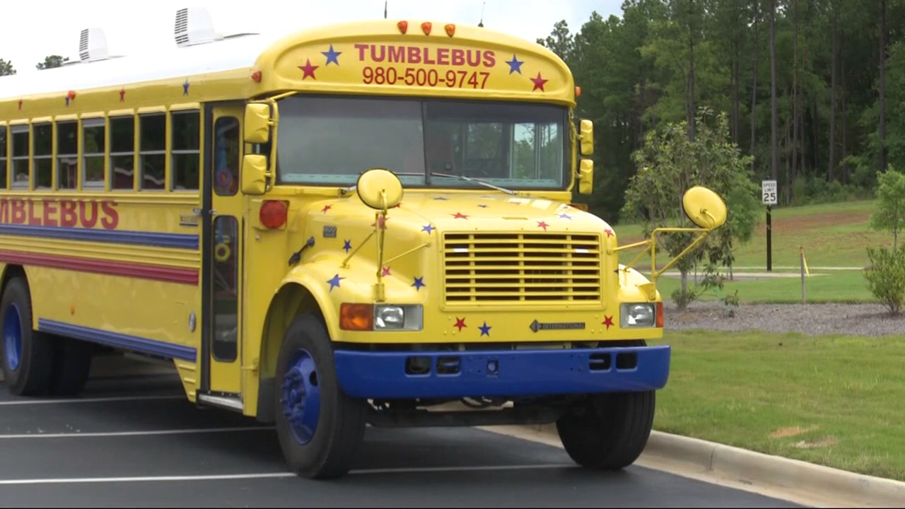 Tumblebus provides unique environment for learning - YouTube