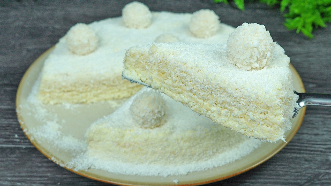 Cel Mai Simplu Tort Raffaello cu Cremă de Brânză – Fără Cuptor! - YouTube