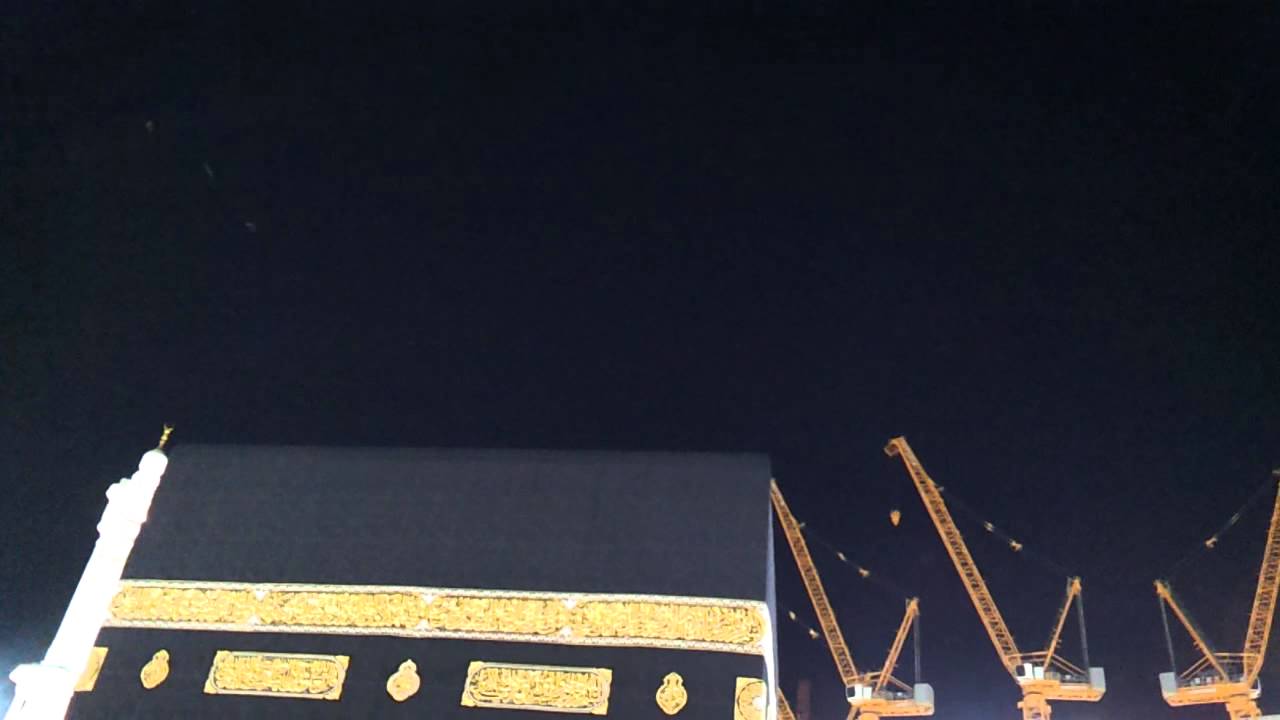 Birds Do Tawaaf Around The Kaaba In Masjid Al Haram During Azan (Makkah ...
