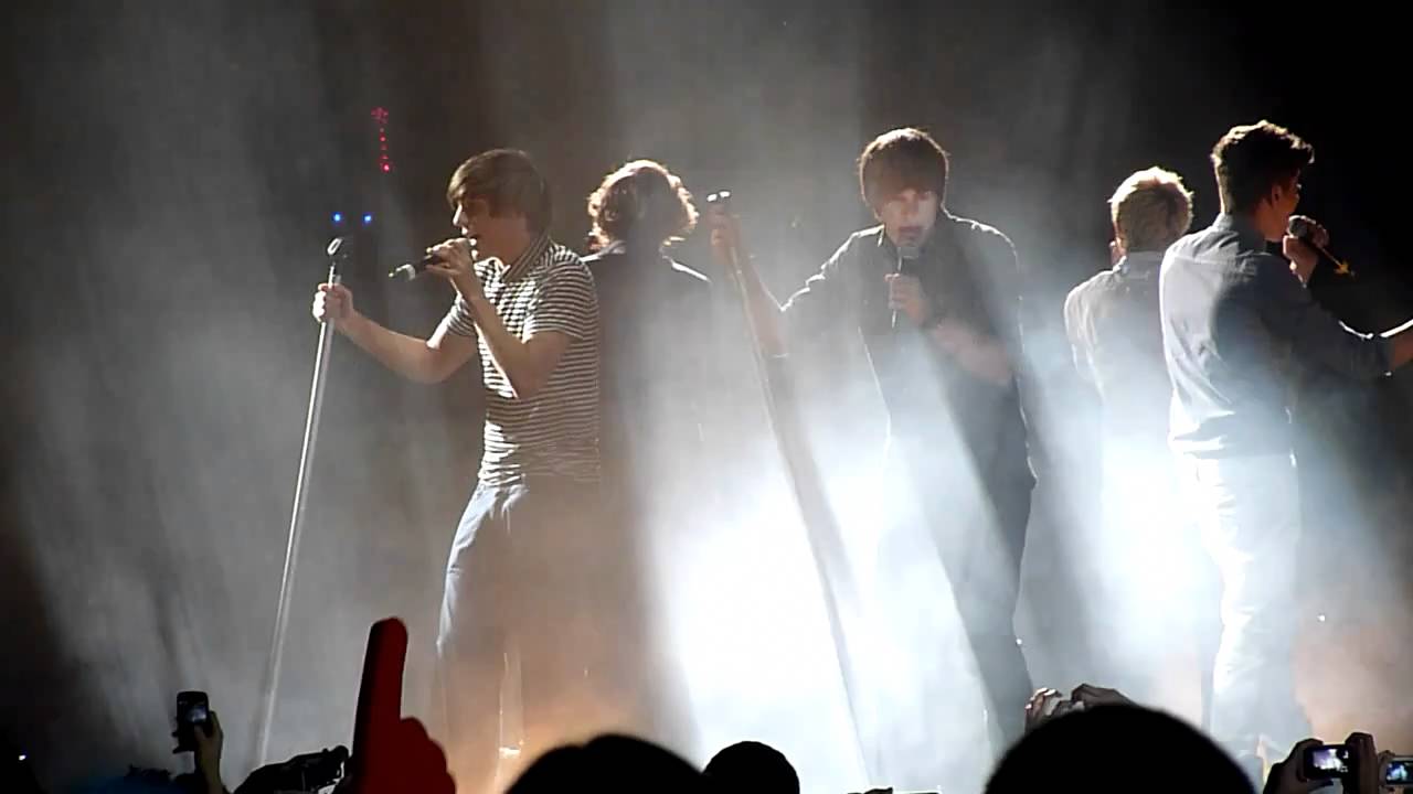 X FACTOR LIVE TOUR 2011 BIRMINGHAM - One Direction My Life Would Suck ...