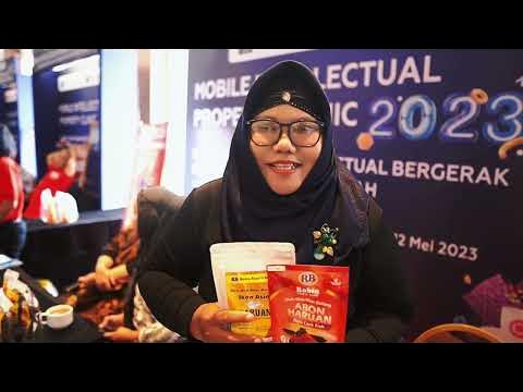 Stand Pelayanan Kanwil Kemenkumham Kalteng, UMKM, serta karya Seni WBP Pemasyarakatan di MIPC ...