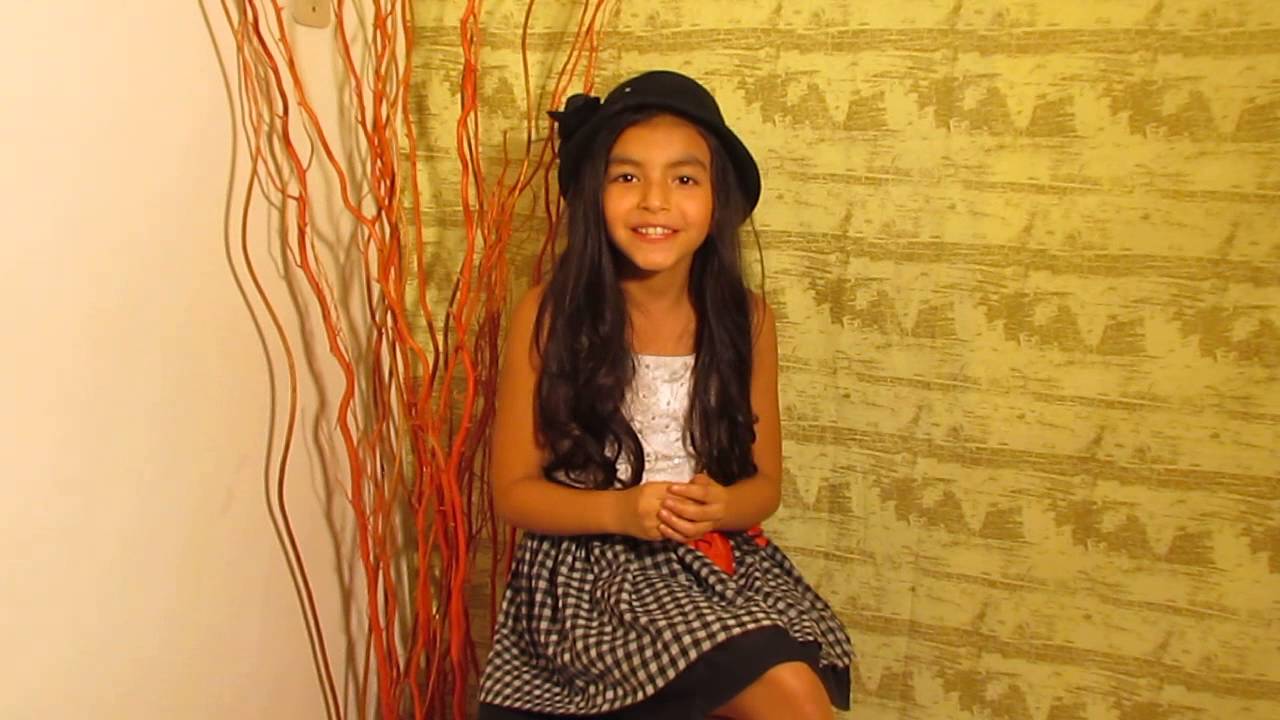 Bienvenida Charisma Kids - YouTube