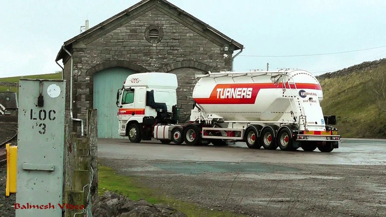 Washing Lorries at the Station. - YouTube