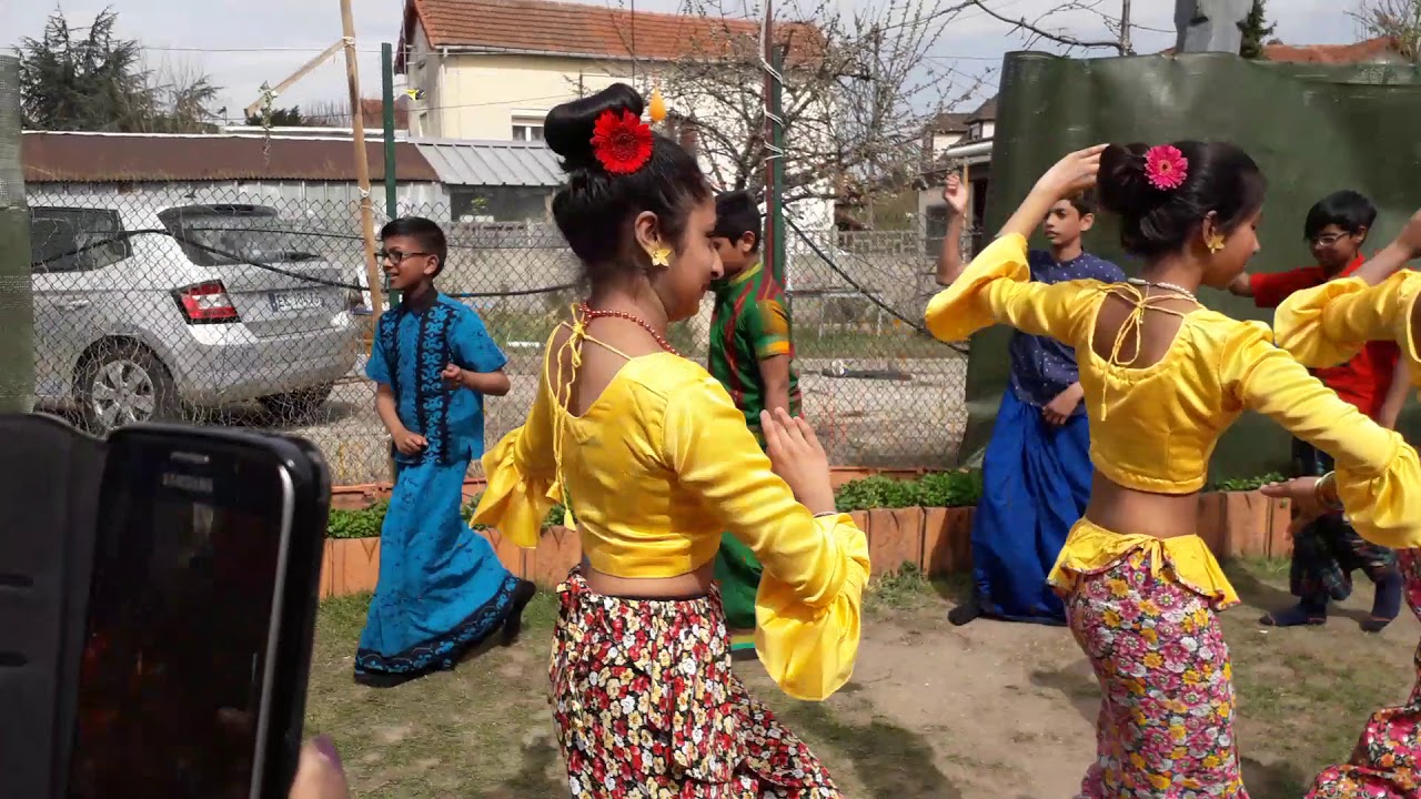 Chag gudu gudu - YouTube