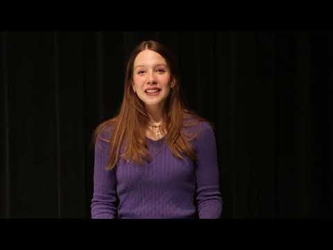 Lizzie Loving Smoking Mono2