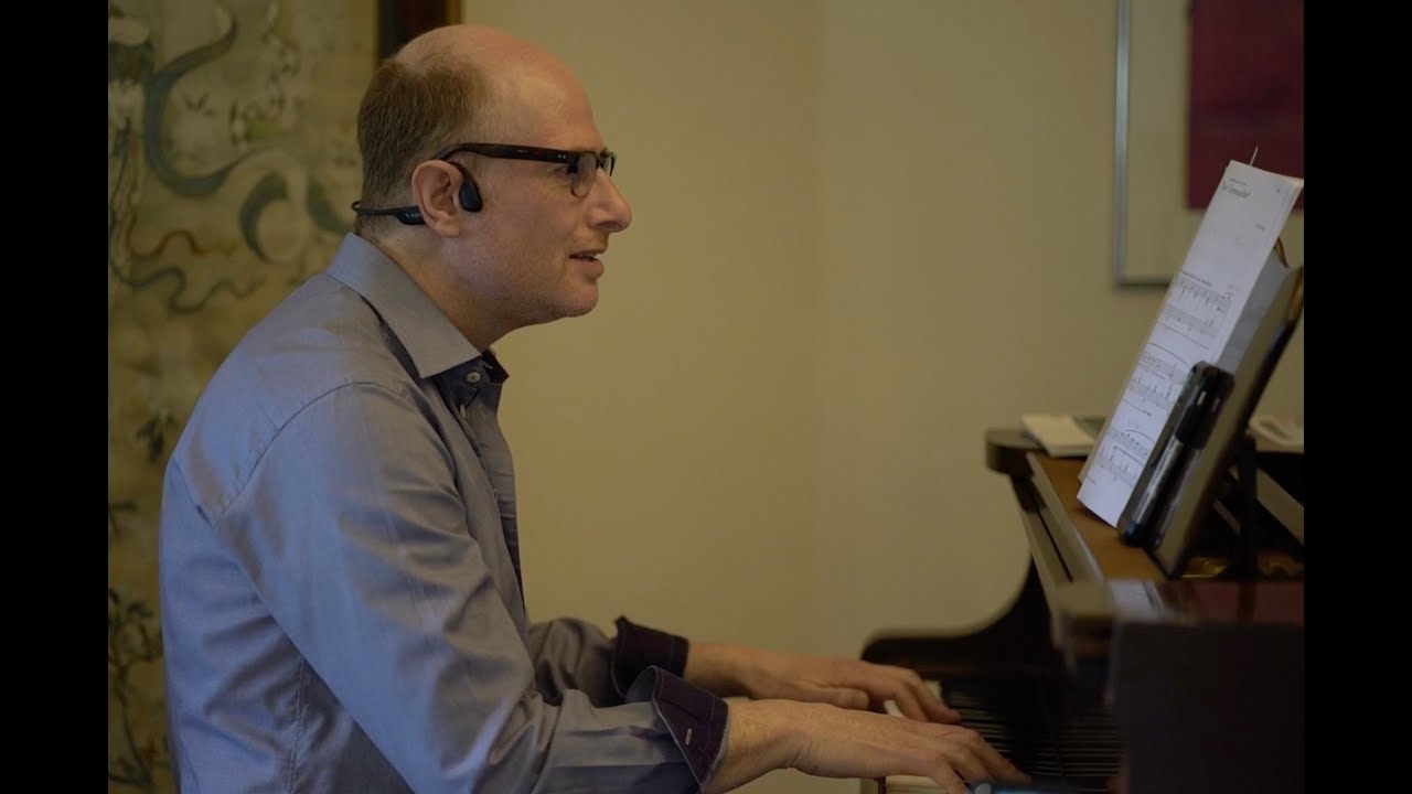 Gregory Weiss plays Erik Satie's "Gymnopédie 1" - YouTube