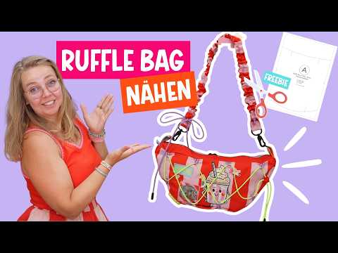 Halfmoon Ruffle Bag \