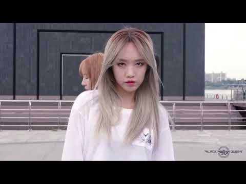 Koreli kızların dansı