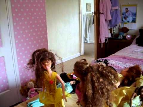 Playing Barbies with my children, impressions and all :) - YouTube