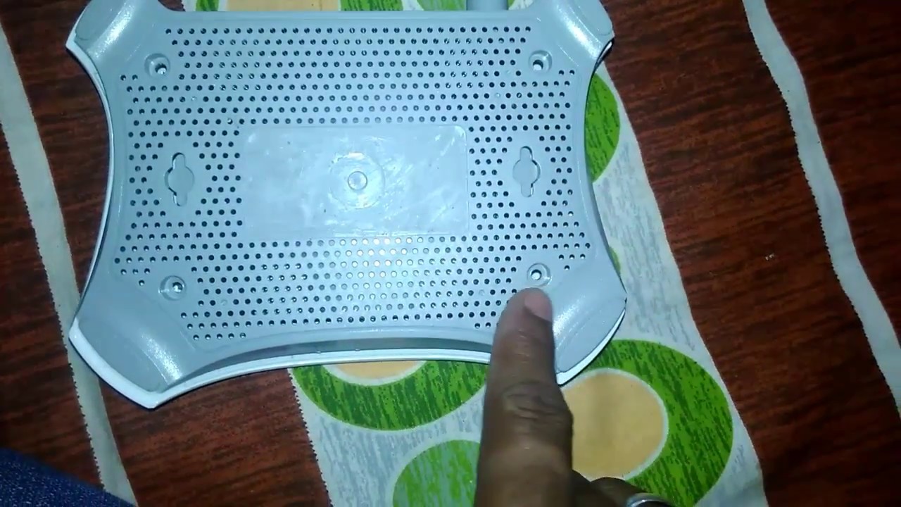 TP LINK router WR720n teardown - YouTube