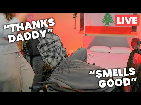 Arab SNIFFS Hot models seat LIVE