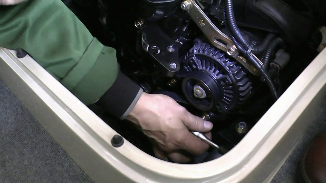 VIGOR Engine Servicing - YouTube