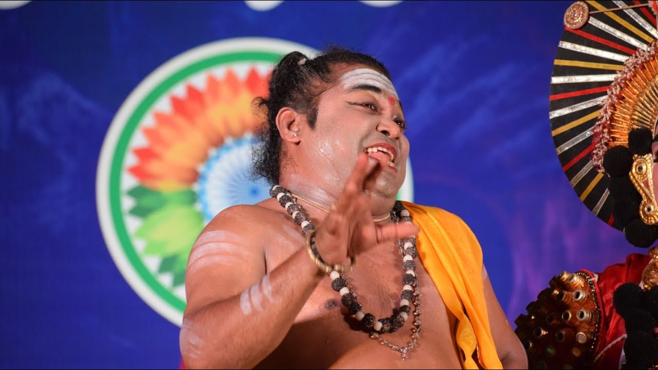 ರವೀಂದ್ರರ ಮತ್ತು ಕಡಬಾಳರ ನಕ್ಕು ನಗಿಸುವ ಹಾಸ್ಯ - Ravindra Devadiga -Kadbal Uday hegade - Yakshagana ...