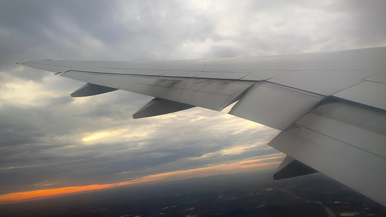 Sunset Takeoff! American B777-223ER takeoff from Charlotte - YouTube