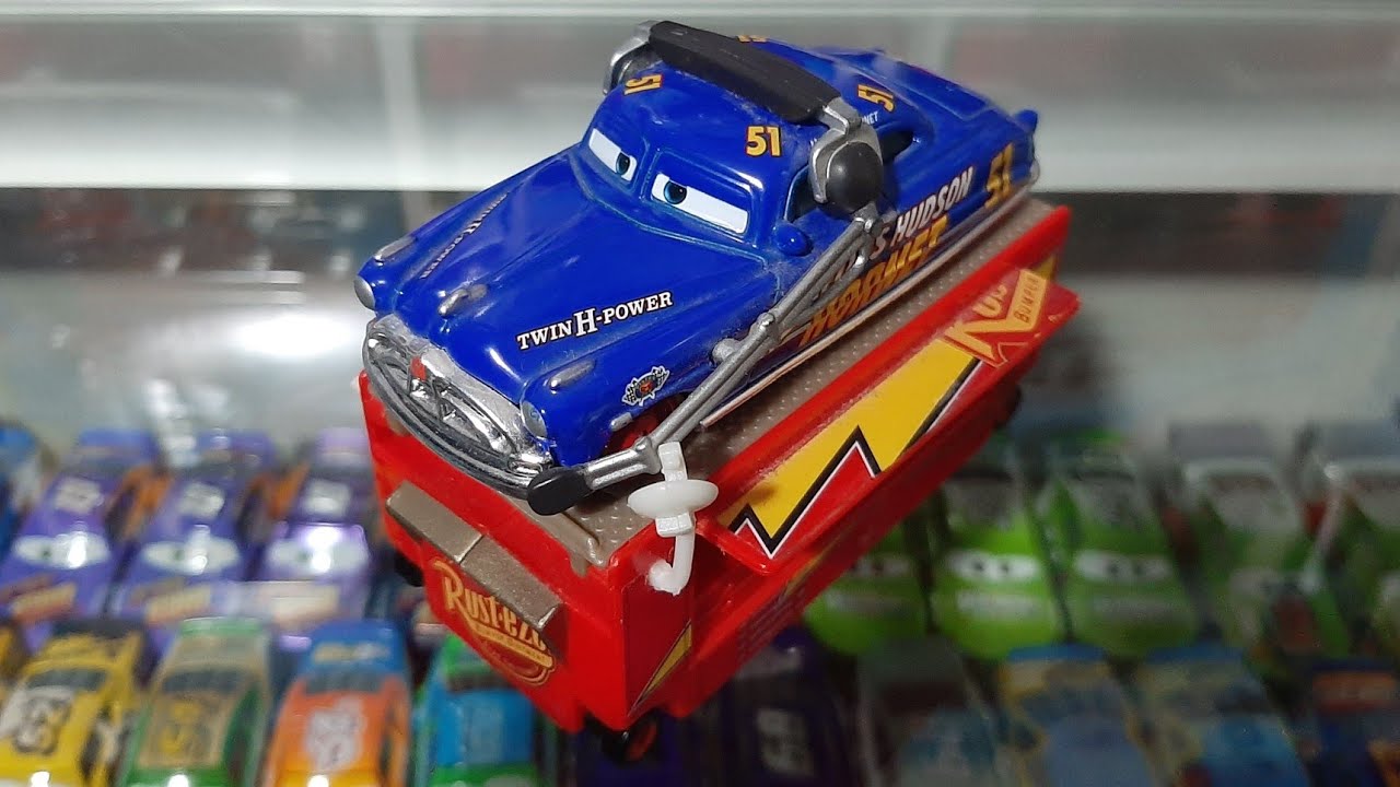 Mattel Disney/Pixar Cars Fabulous Doc Hudson with Stand (Crew Chief ...