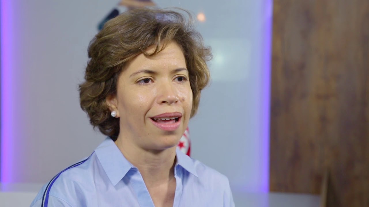 Dr. Dalinda CHELLI / Docteur en gynécologie - YouTube