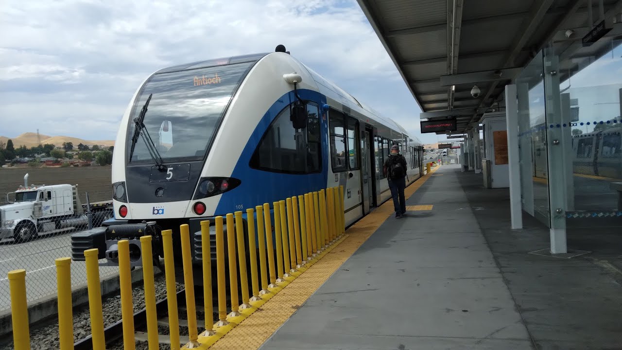 eBART #105 on the Yellow Line - 1-Car Antioch Train - Pittsburg/Bay ...