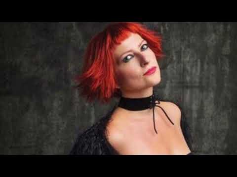 Gitmiş Gibisin Karaoke - Aslı Gökyokuş