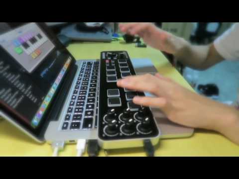 SAMSON MD13 - solo - YouTube