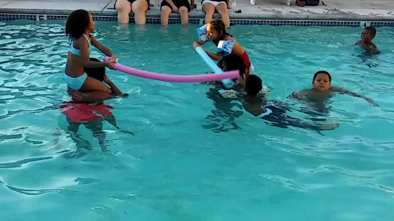 Kids playing chicken fight - YouTube