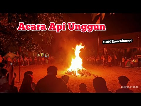 Acara Api Unggun - YouTube
