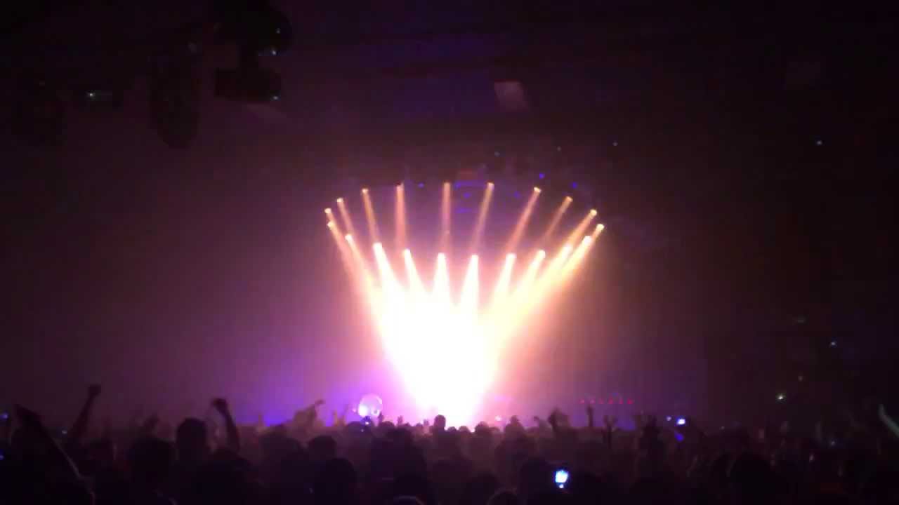 The Prodigy Live, Firestarter, warehouse project manchester - YouTube