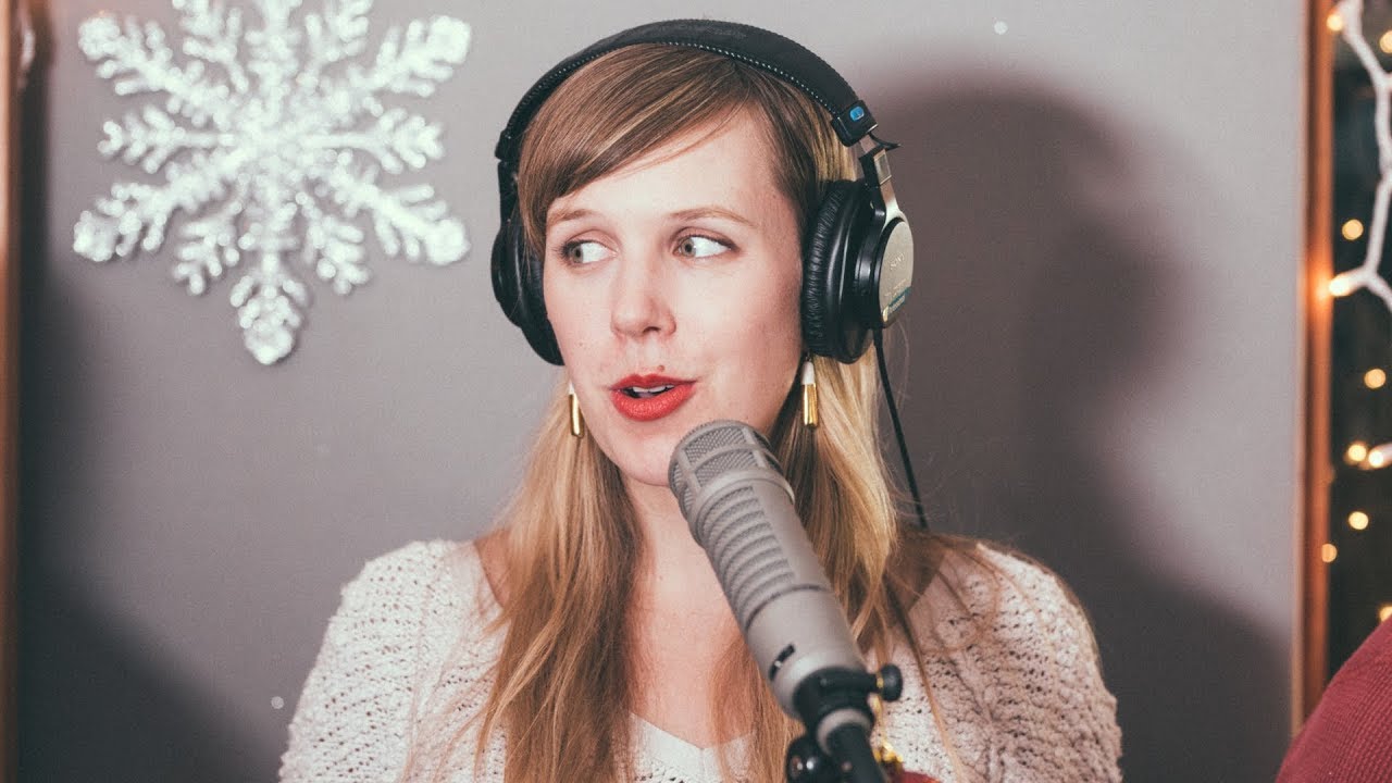 Let it Snow // POMPLAMOOSE Christmas Song - YouTube