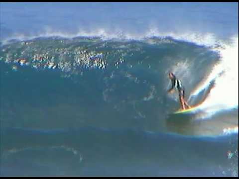 Longboarding Surfing in Hawaii at Backdoor on the "North Shore" - YouTube
