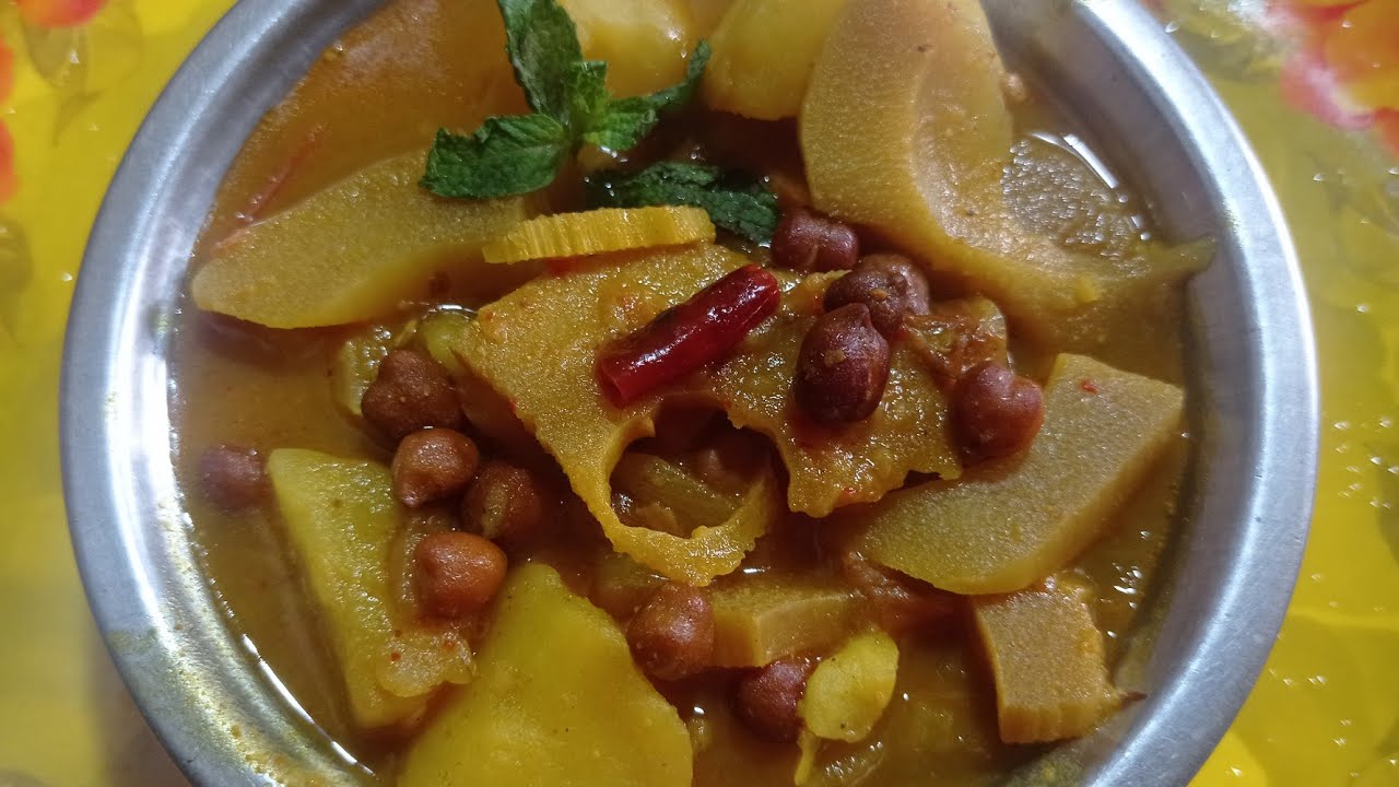 Aalu taama recipe 😋 आलु र तामाको स्वादिलो सब्जी यसरी बनाउनुहोस🙏😋 - YouTube