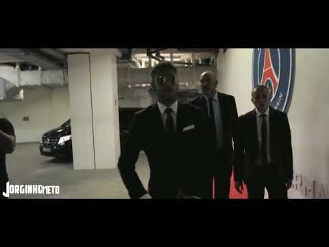 Neymar Jr-looks-fim de semana na quebrada (MC Pedrinho)