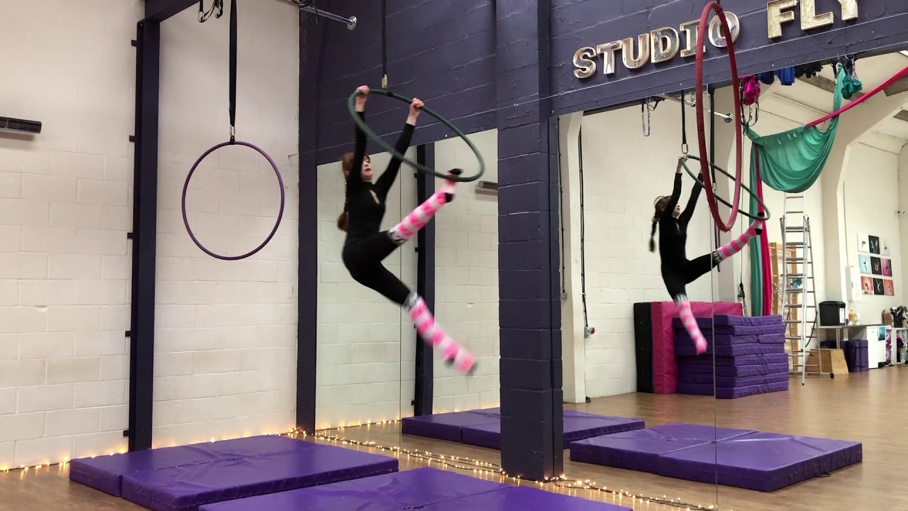 AERIAL HOOP LYRA - SECOND TIME TRYING A HOOP ROUTINE ️ GYMNAST KARINA ...