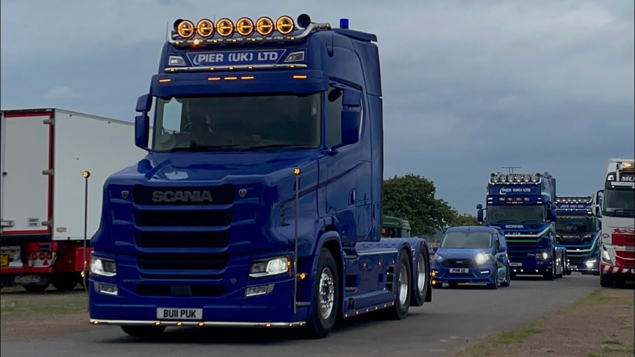 *Straight Pipes* Trucks arriving at Truckfest Scotland 2024 - YouTube