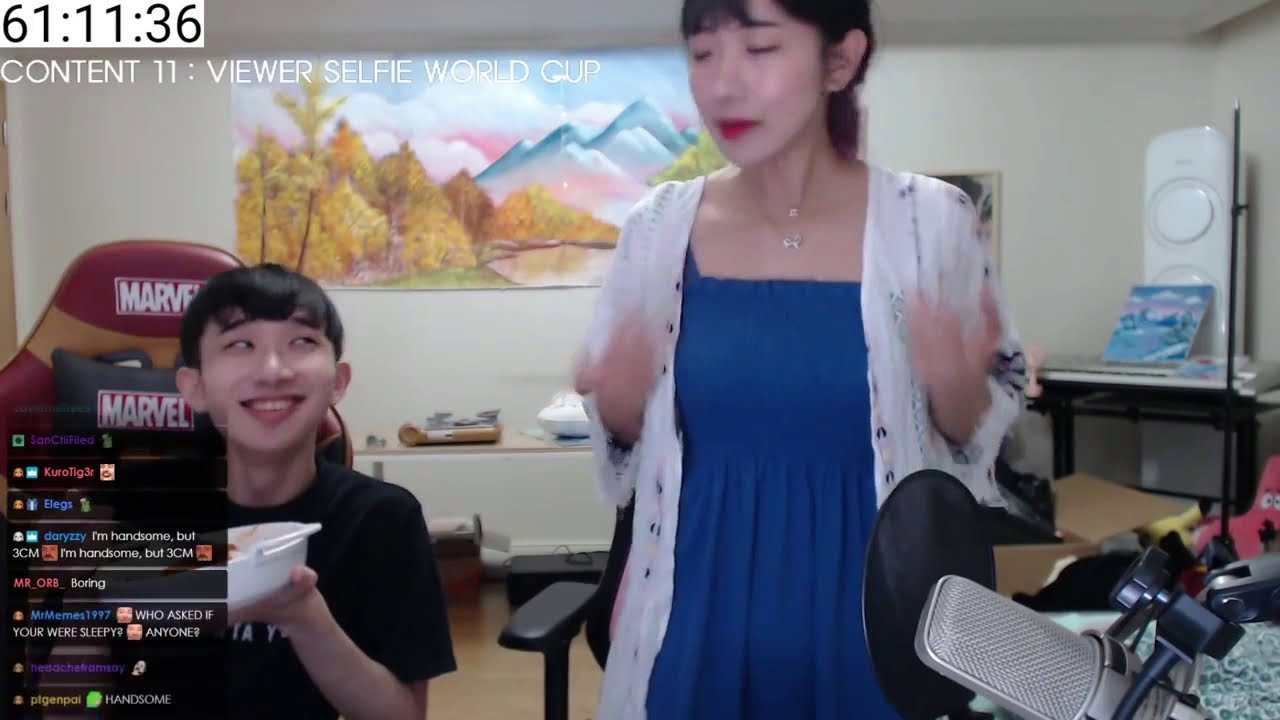 Twitch Fails - Jinnytty Jinny's Brother Calls Her Flat On Stream - YouTube