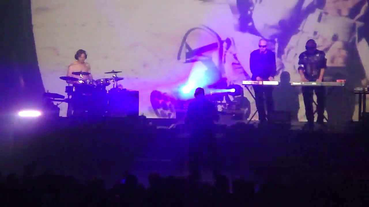 Front 242 - Commando Mix (live @ AB) - YouTube