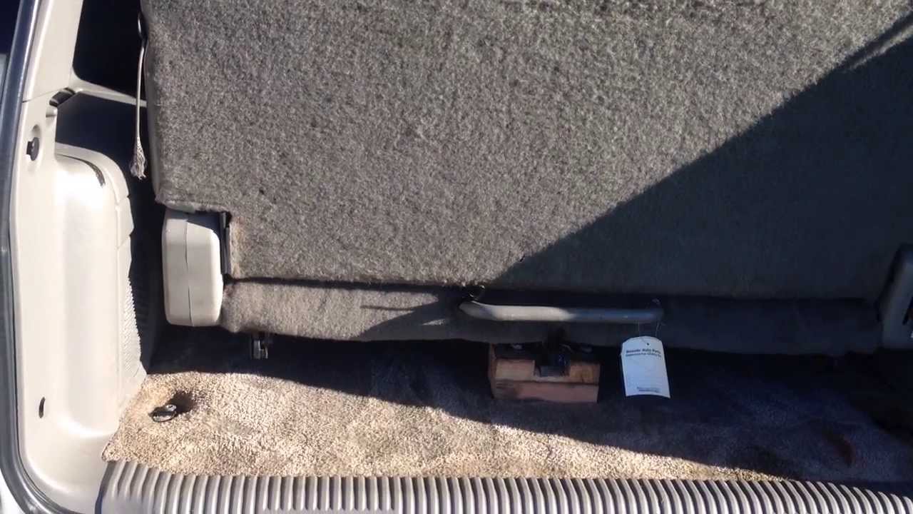 Fourth Row Seat in Suburban (Yukon Escalade) - YouTube