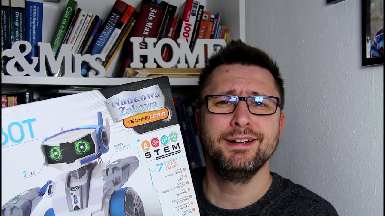 Clementoni Cyber Talk Robot czyli mówiący Cyber Robot- recezja - YouTube